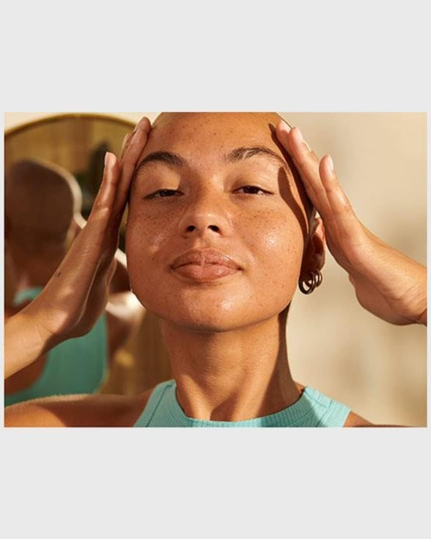 The Body Shop Vitamin E Moisture Cream β Fast Absorbing β Hydrates, Moisturizes and Protects β For Dehydrated Skin β 1.7 oz