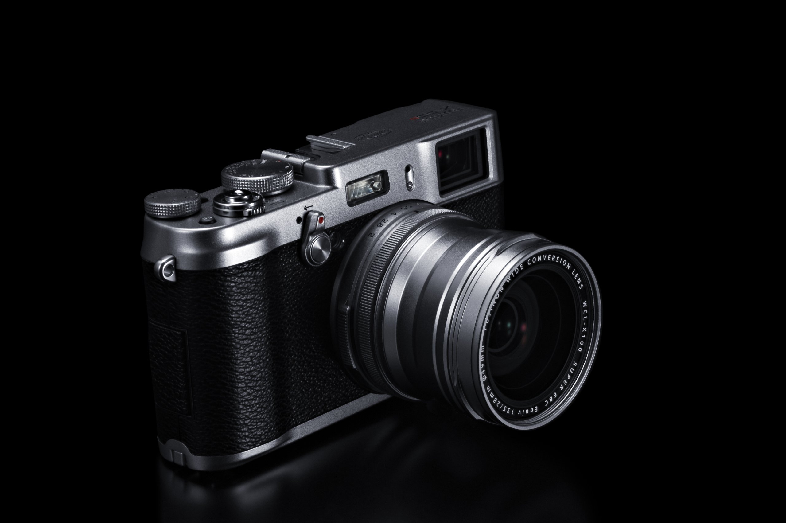 Fujifilm X100S 16 MP Digital Camera with 2.8-Inch LCD (Silver) (OLD MODEL)