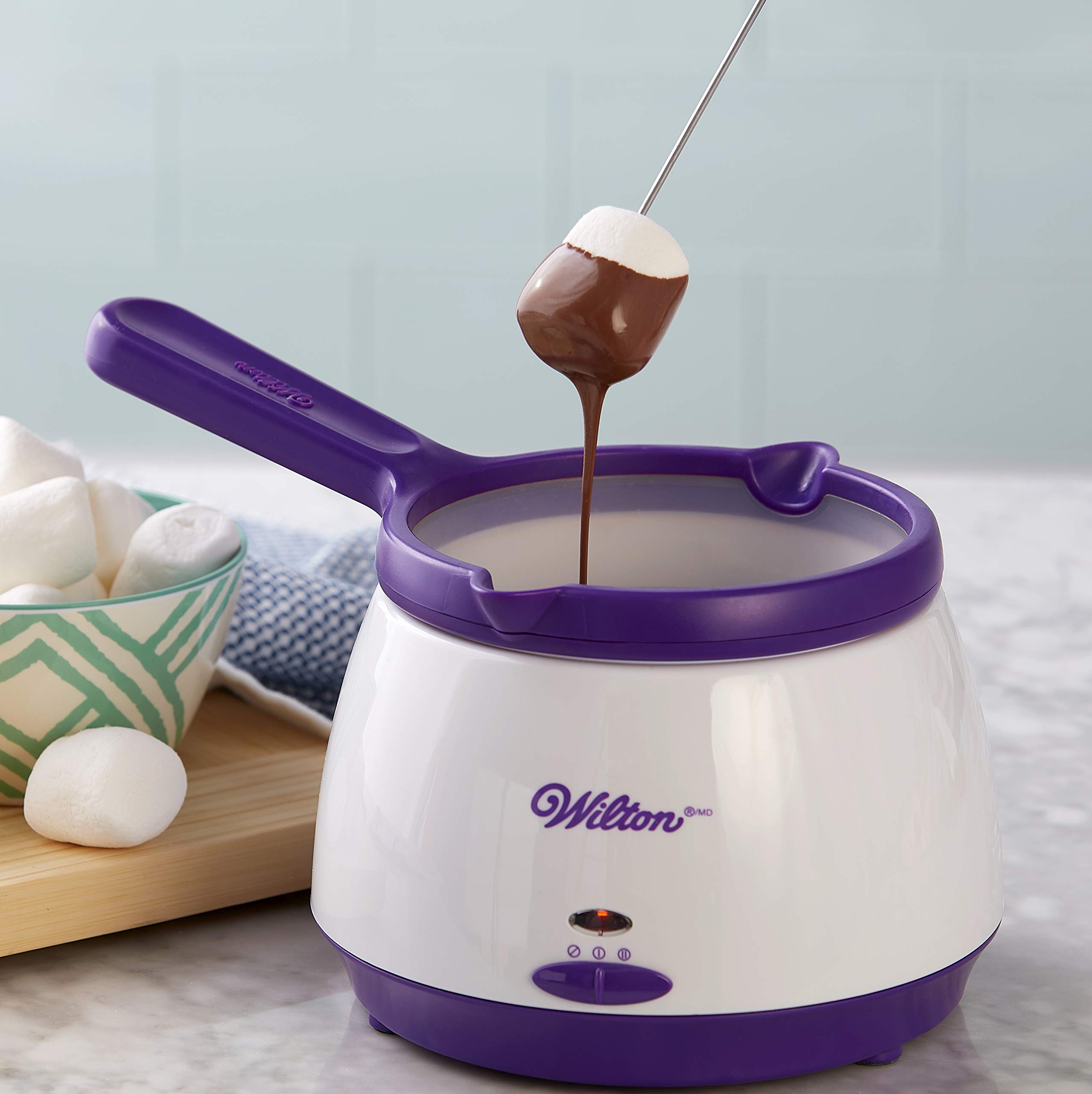 Wilton EZ Thin Dipping Aid for Candy Melts Candy, 6 oz.
