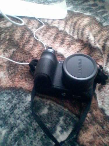 Fujifilm FinePix S Series S1000fd 10.0 MP Digital Camera - Black