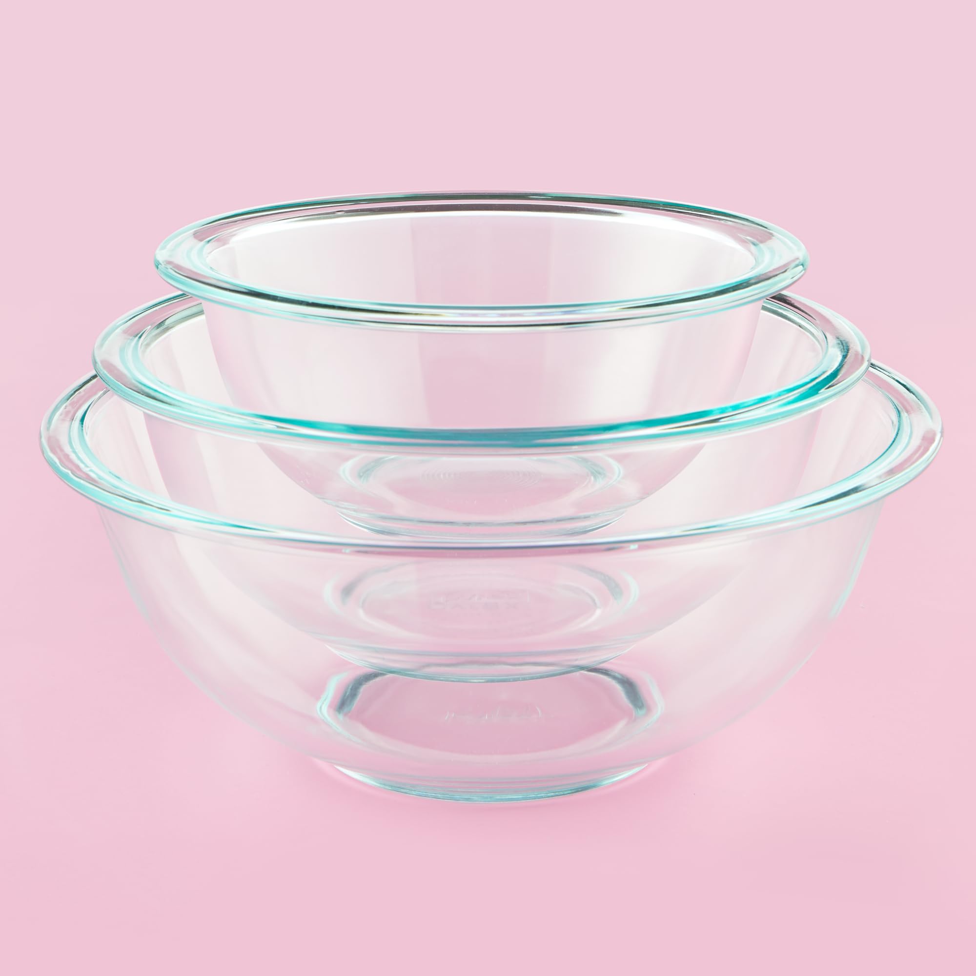 Pyrex Smart Essentials 3-Piece Prepware Mixing Bowl Set, 1-Qt, 1.5-Qt ,and 2.5-Qt Glass Mixing Bowls, Dishwasher, Microwave and Freezer Safe