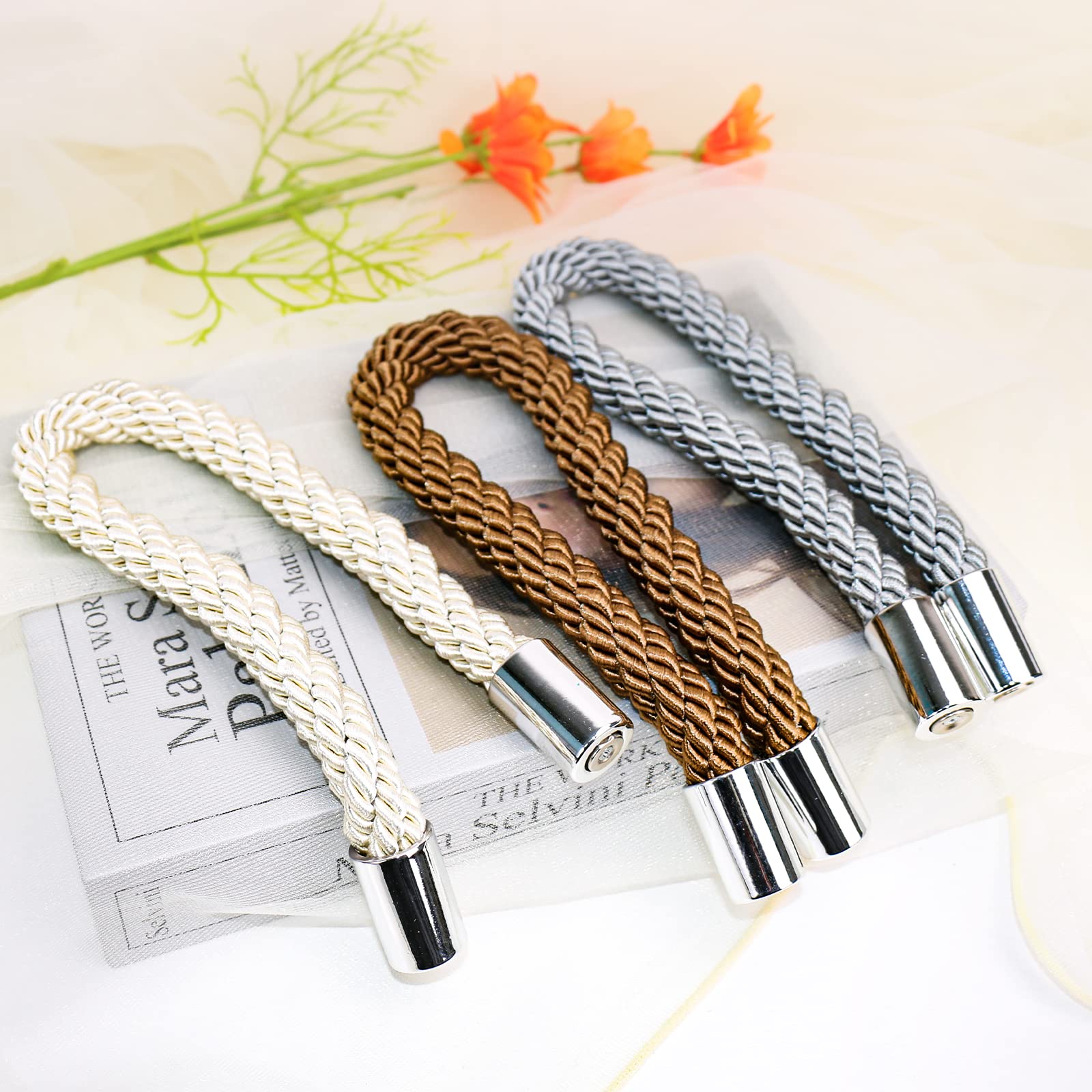 2 Pcs Magnetic Curtain Tiebacks Magnetic Curtain Holder Curtain Tie Window Treatment Holdbacks Back Magnetic Curtain tiebacks Hand Braided Cord for Home Bedroom Office Decorative Curtain（creamy-white）