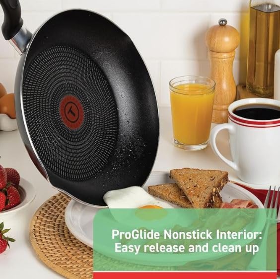 T-fal B36290 Specialty Nonstick 5 Quart Jumbo Cooker Saute Pan with Glass Lid, Black