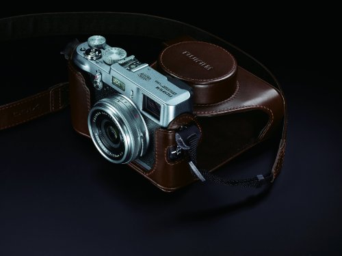 FUJIFILM FinePix X100 APS-C CMOS EXR Digital Camera with 23mm Fujinon Lens and 2.8-Inch LCD - International Version (No Warranty)