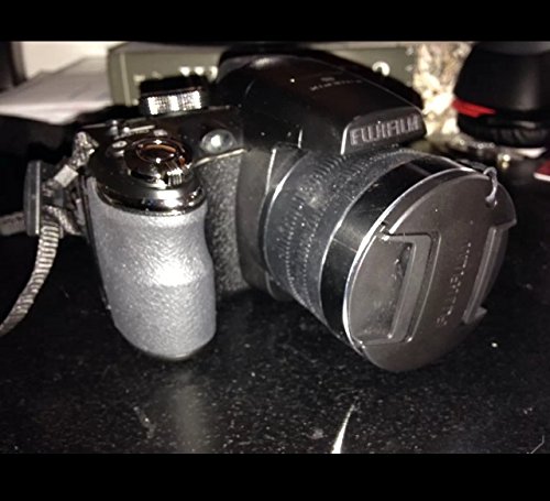 Fujifilm FinePix S4400 Digital Camera, Black