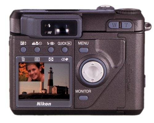 Nikon Coolpix 880 3.2MP Digital Camera w/ 2.5x Optical Zoom
