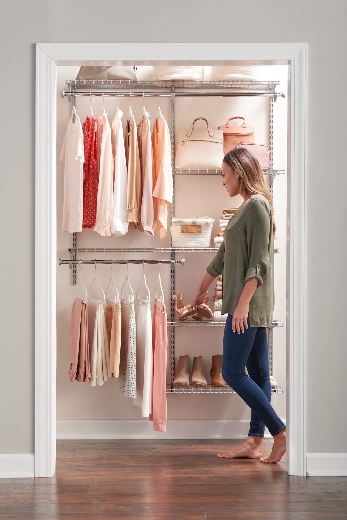 Rubbermaid Configurations Deluxe Closet Kit, Titanium, 4-8 Ft., Wire Shelving Kit with Expandable Shelving and Telescoping Rods, Custom Closet Organization System, Easy Installation