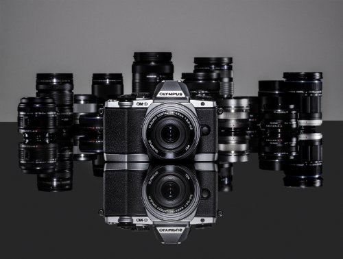 Olympus OM-D E-M10 with M.Zuiko ED 14-42mm 1:3.5-5.6 EZ Lens - Silver - International Version (No Warranty)