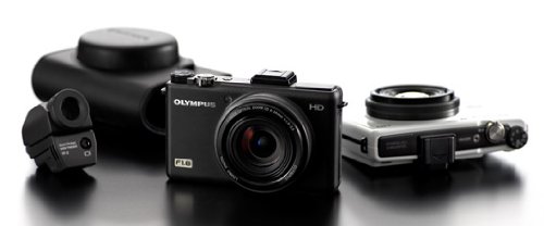 Olympus XZ-1 10 MP Digital Camera with f1.8 Lens and 3-Inch OLED Monitor (Black) (Old Model)