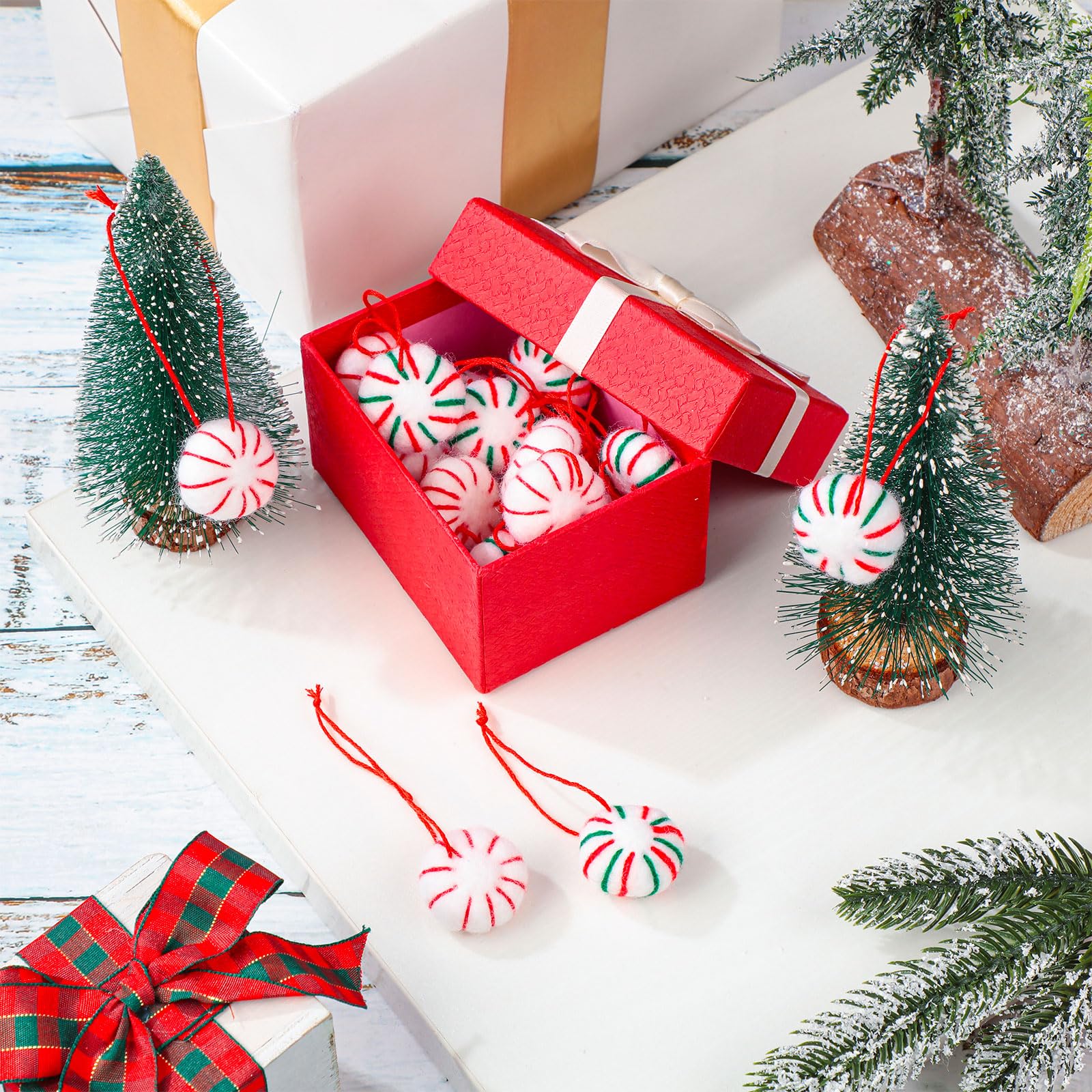 Yuxung 24 Pieces Christmas Peppermint Felt Ornaments Christmas Tree Hanging Peppermint Candy Mini Decorations for Home Party Favors Crafts Holiday Winter