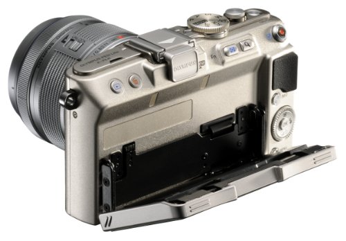 Olympus Mirrorless SLR E-PL6 with M Zuiko Digital 14-42mm Lens (Silver) - International Version