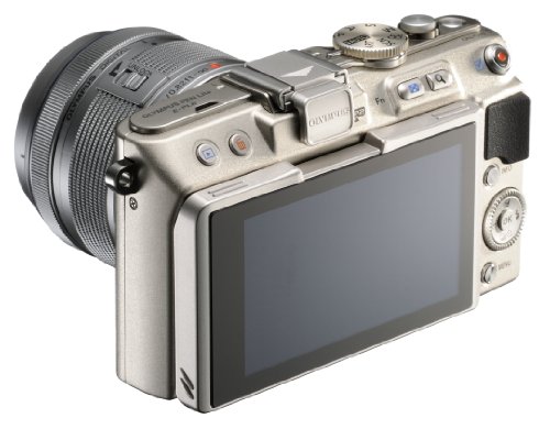 Olympus Mirrorless SLR E-PL6 with M Zuiko Digital 14-42mm Lens (Silver) - International Version