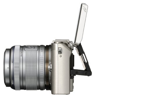 Olympus Mirrorless SLR E-PL6 with M Zuiko Digital 14-42mm Lens (Silver) - International Version