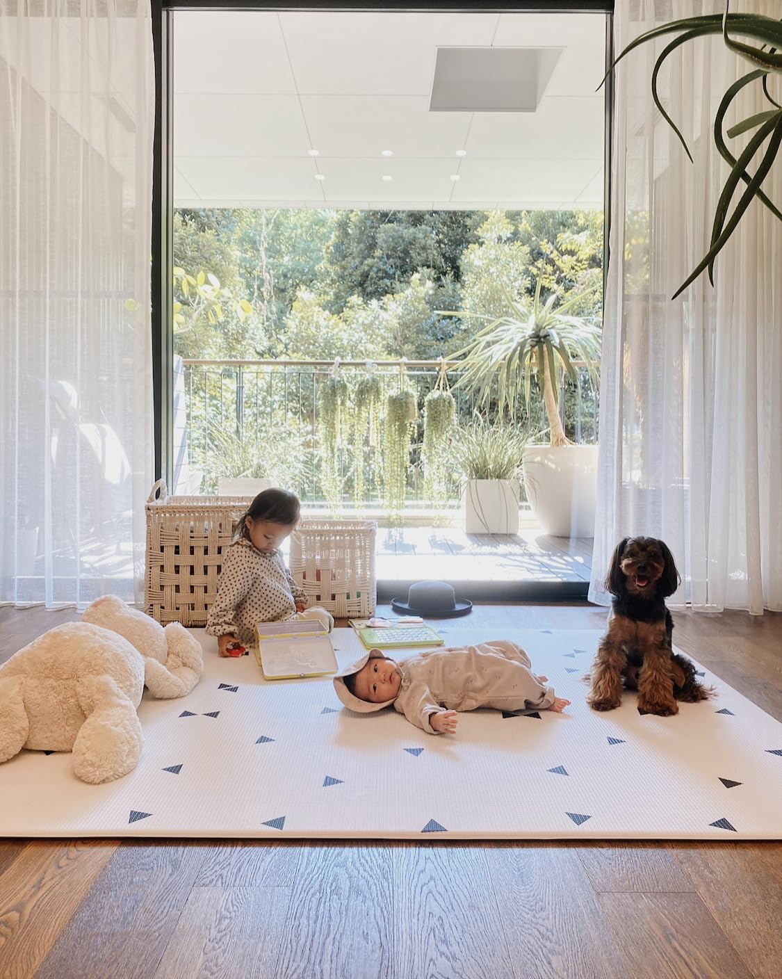 Ofie Mat by LITTLE Bot, Soft Baby Play mat, Reversible Foam Floor mat, Waterproof, 6.5 ft x 4.5 ft, Durable and Non-Toxic (Zen line, Large)