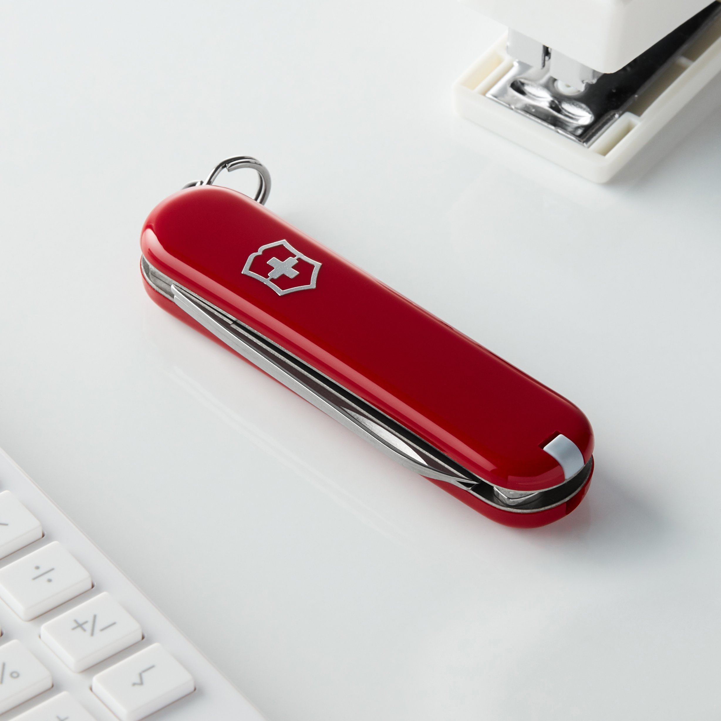 Victorinox Swiss Army Signature Collection Pocket Knife Red 58 mm