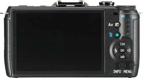Pentax Q7 12.4 MP Mirrorless Digital Camera with 3-Inch LCD and 5-15mm Lens (Black) (OLD MODEL)