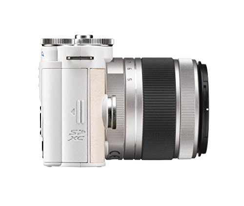 Pentax PENTAX Q-S1 02, 06 Zoom Kit (Pure White) 12.4MP Mirrorless Digital Camera with 3-Inch LCD (Pure White)