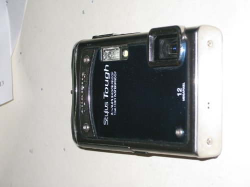 Olympus Stylus Tough 8000 12MP 2.7 LCD Digital Camera (Blue)
