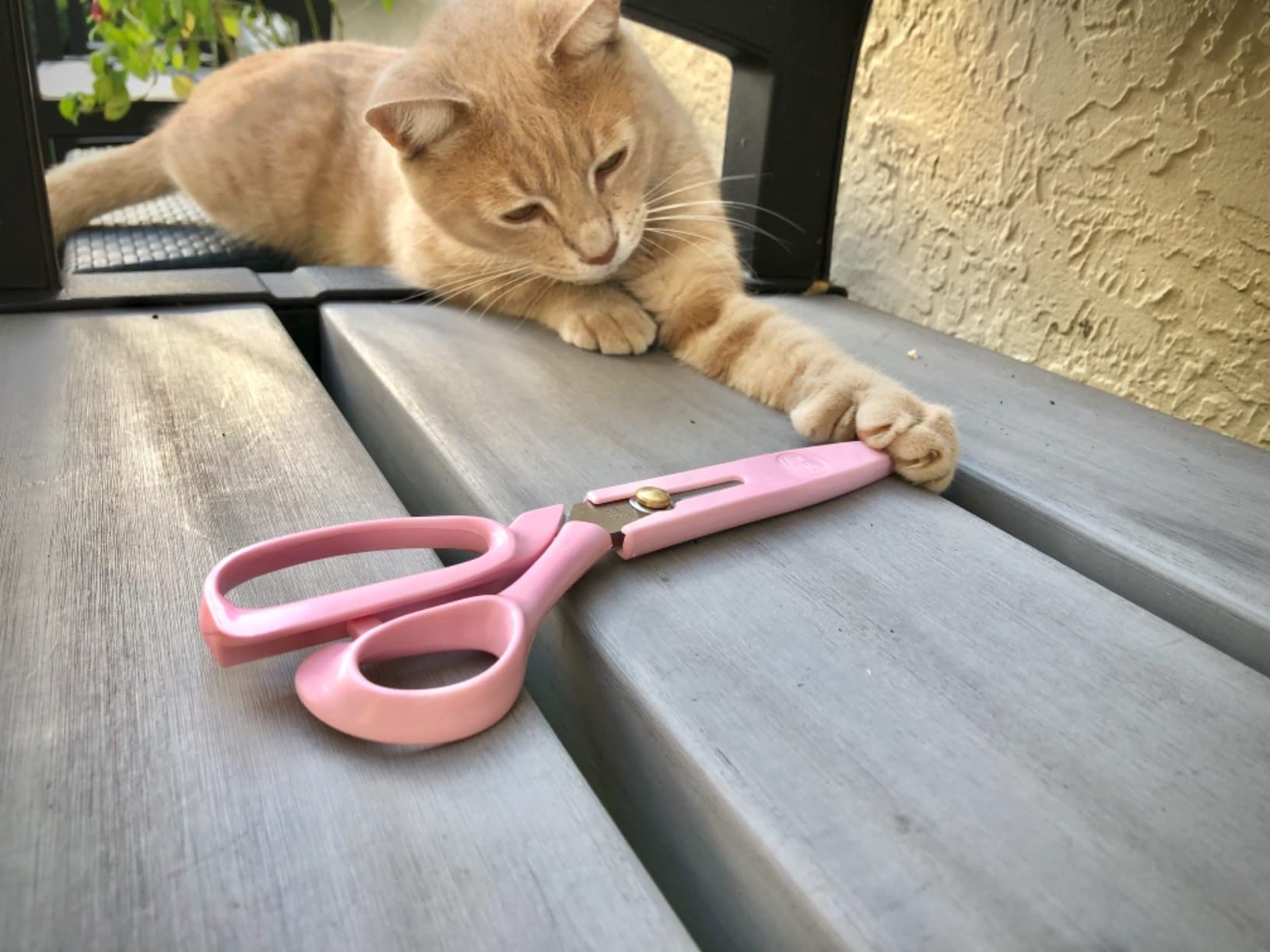 ATO-DJCX Fabric Sewing Scissors All Purpose Tailor Scissors Heavy Duty, 9" Stainless Steel Ultra Sharp Blade Scissors for Office Craft,Comfort-Grip Handles,with Protective Cover Pink