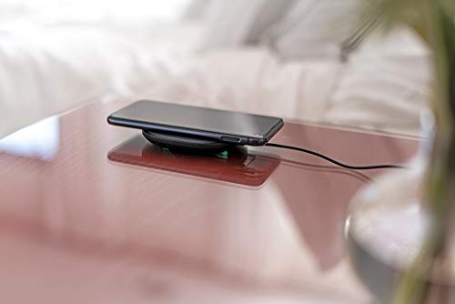 mophie Wireless 10W Charging Pad - Made for Apple Airpods, Iphone 11 Pro Max / XS Max, iPhone 11 Pro / XS, Iphone 11 / XR and Other Qi-Enabled Devices - Black, Model: 409903381