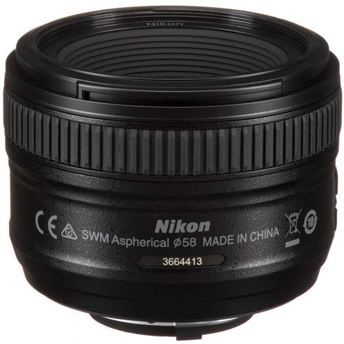 Nikon AF-S NIKKOR 50mm f/1.8G Lens + Acessory Bundle and Cleaning Kit