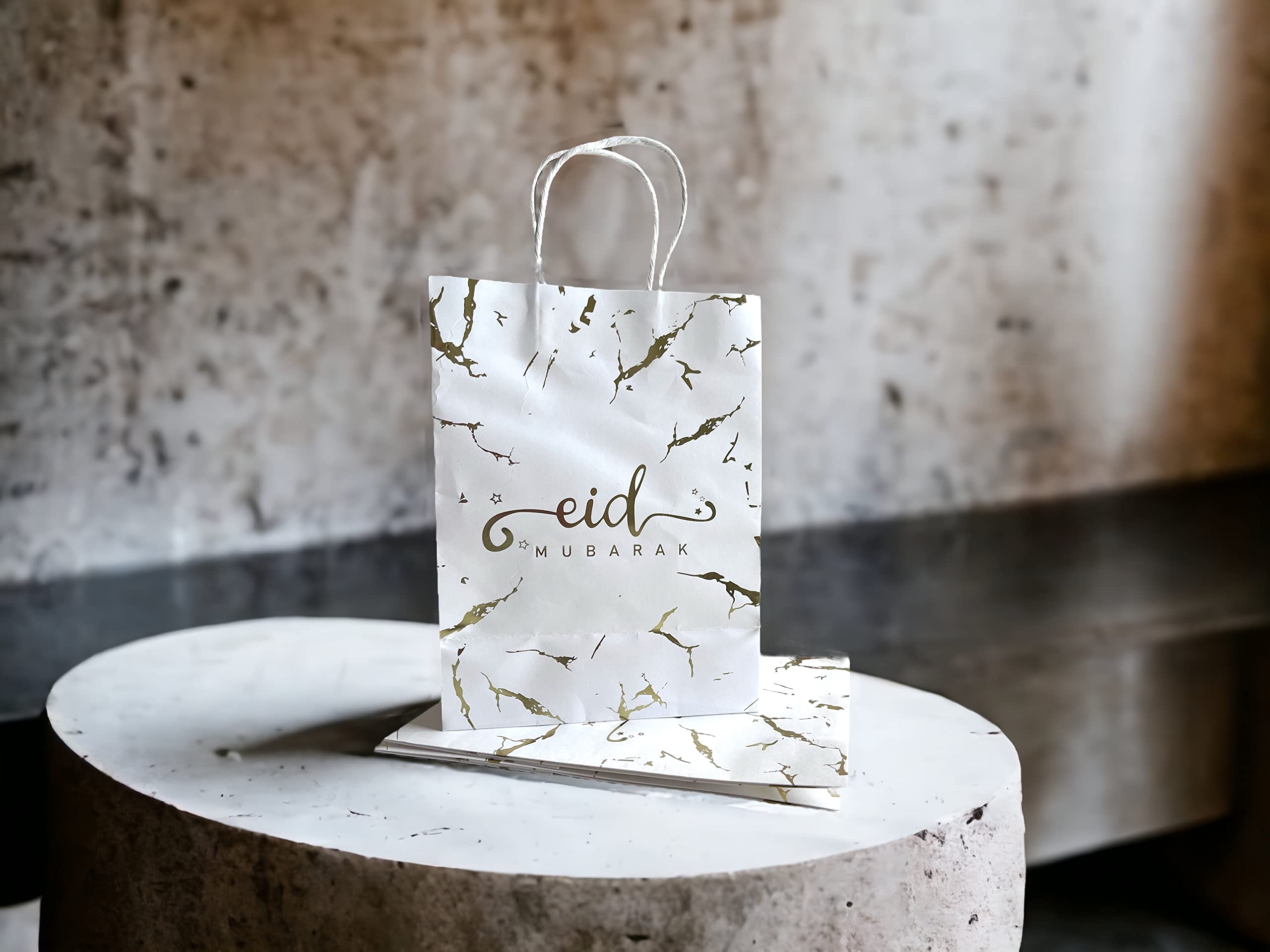 12 PCS Eid Mubarak Paper Gift Bags Ramadan Medium Treat Box for Eid party, Muslim Party, Eid Decoration, Eid Gift Wrapping (20.7cm x 11.5cm x 27.7cm)
