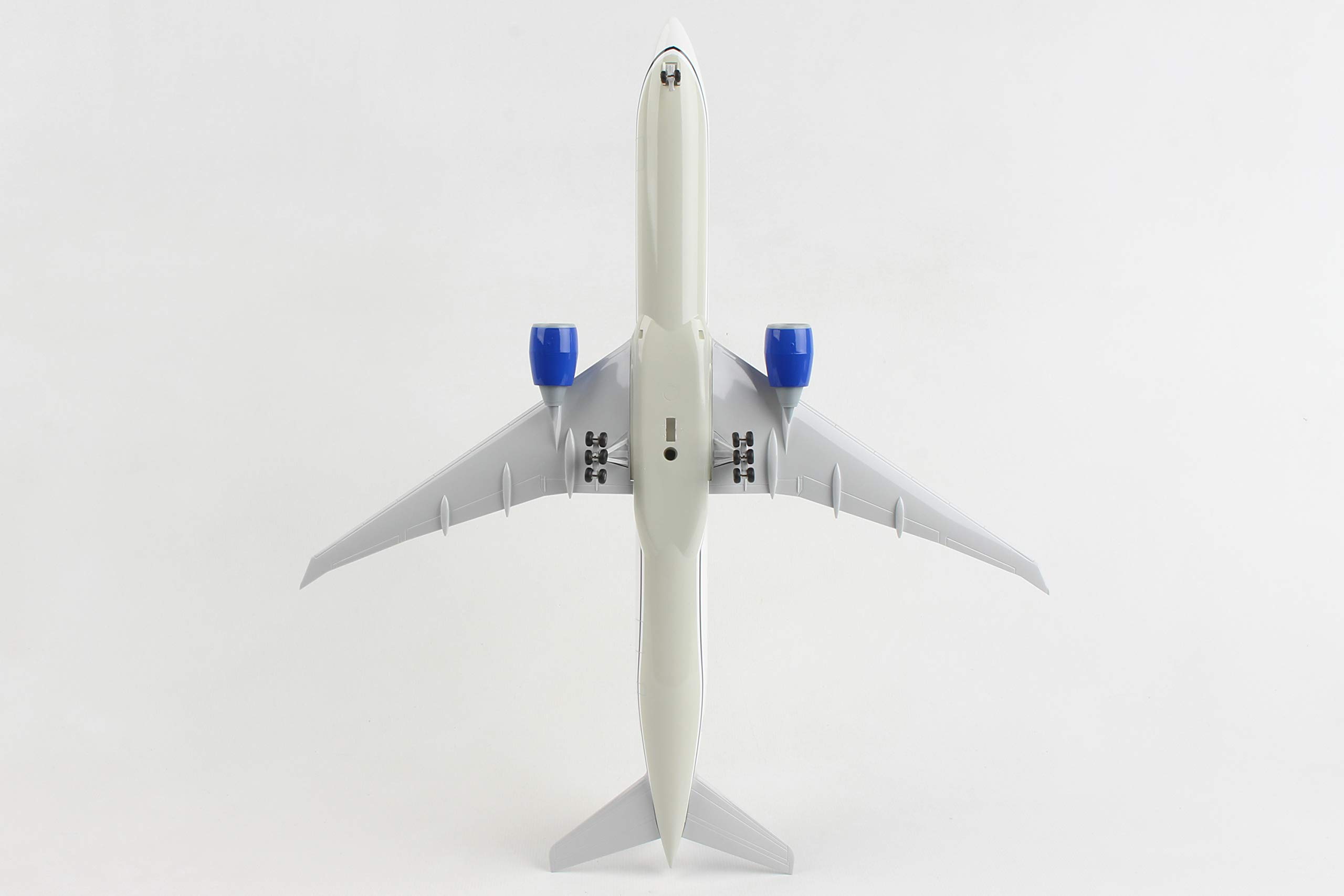 Daron SkyMarks United 777-300ER 1/200 w/Gear SKR1054 2019 Blue Livery, White