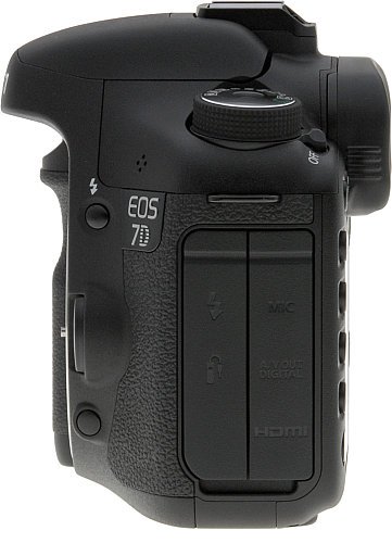 Canon EOS 7D 18 MP CMOS Digital SLR Camera Body Only (discontinued by manufacturer)