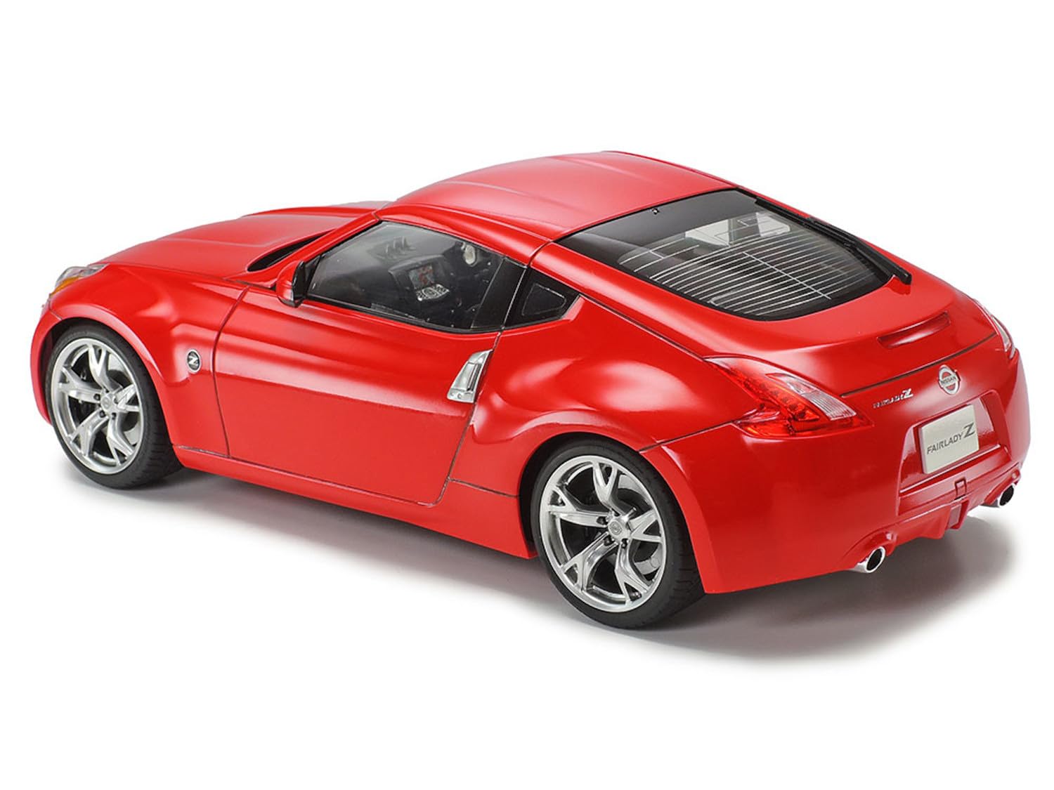 TAMIYA 1: 24 Scale Nissan 370z (Book)