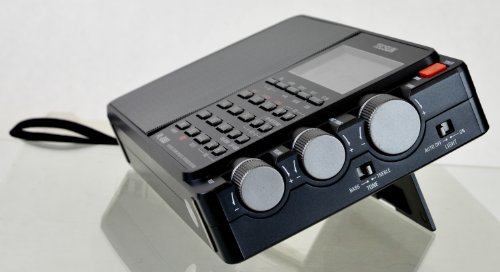 Tecsun PL880 Portable Digital PLL Dual Conversion AM/FM, Longwave & Shortwave Radio with SSB (Single Side Band) Reception