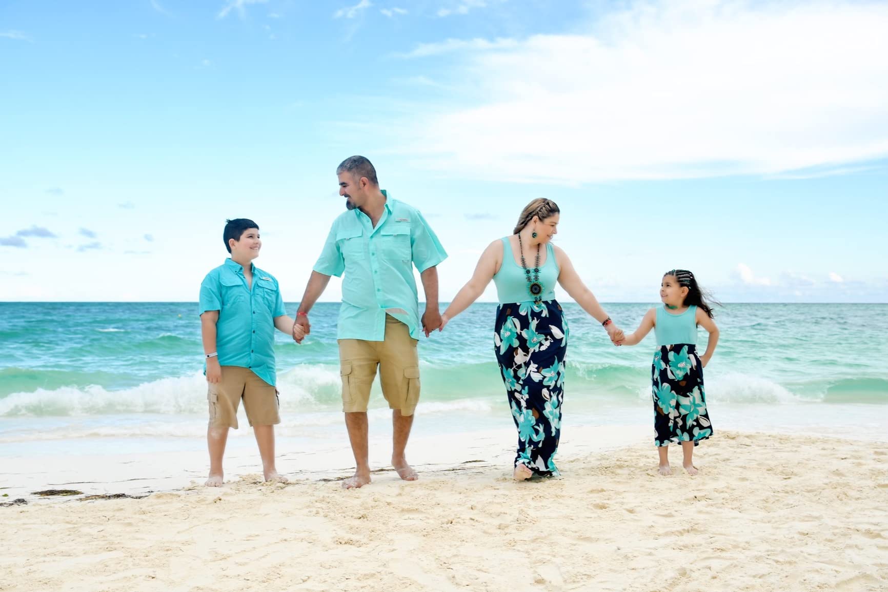 Qin.Orianna Mommy and Me Boho Floral Family Matching Maxi Dress with Pocket for Mother’s Day Green