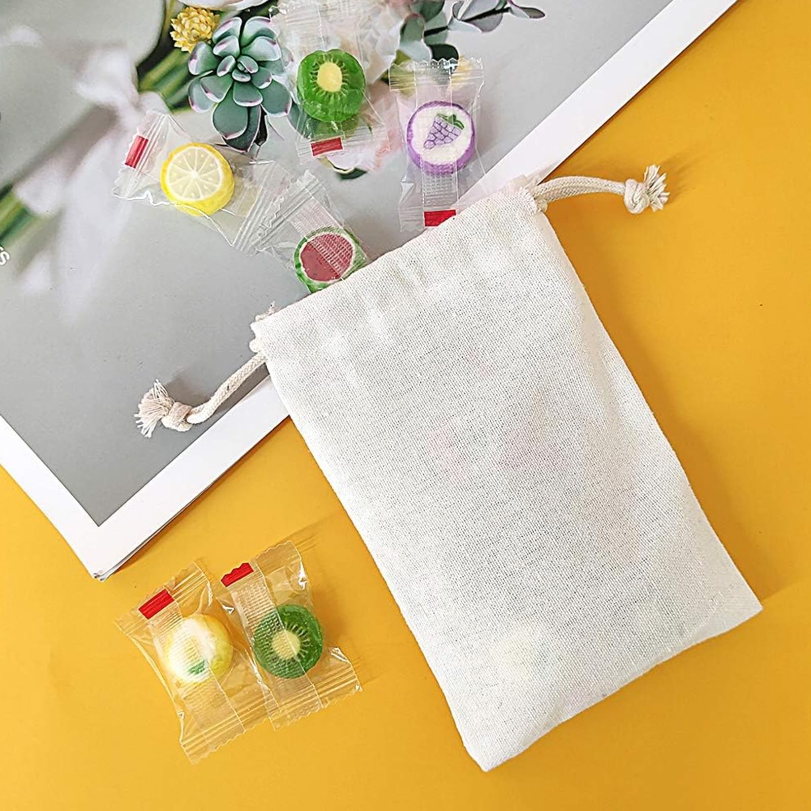 SumDirect 20Pcs Cotton Muslin Bags,White Small Lightweight Gift Bags Breathable Pouches with Drawstring Reusable Packing Storage Bags for Wedding, Party, Birthday (6x8inch)