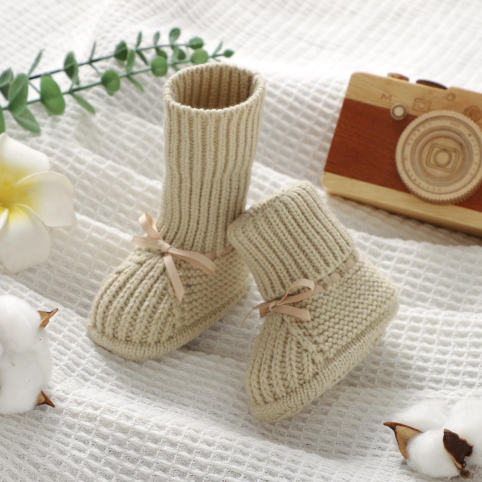 mimixiong Baby Booties Newborn Infant Hand Knitting Crochet Boy and Girl Cozy Shoes Camel 0-3 Months