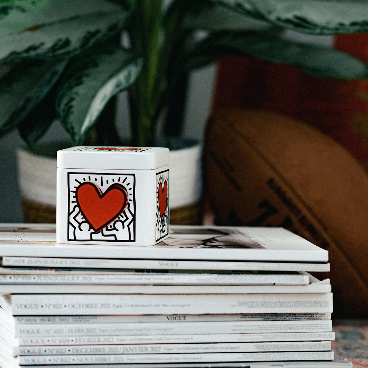 Keith Haring Lovebox | Mother's Day Luxury Gift | Gift for Art Lover | Gifts for Boyfriend, Girlfriend, Couple