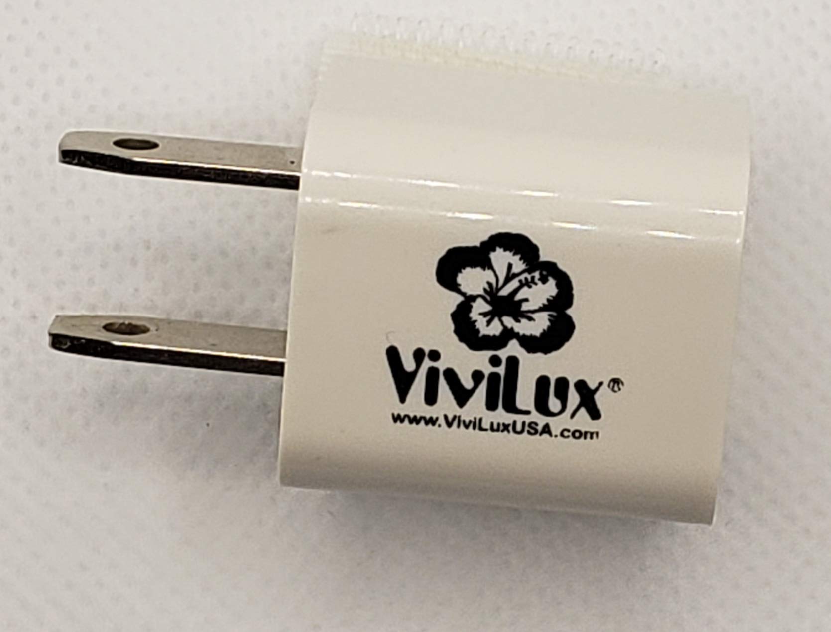 ViviLux LED Task Lamp with Wireless Charger, USB Port and Flexible Neck; Rechargeable Battery Powered, Lightweight and Compact Desk or Table Lamp for School, Work, Hobbies, Crafts, Reading and More