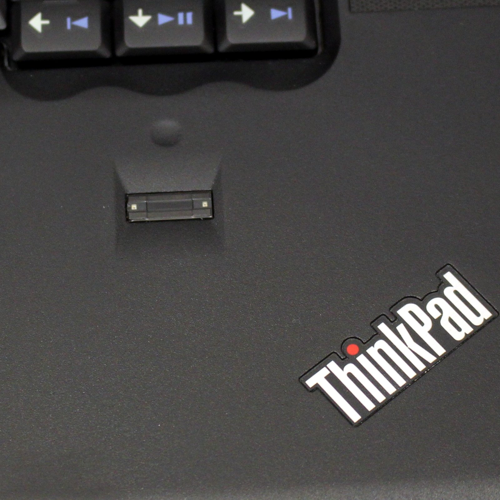 Lenovo ThinkPad T420 14" LED Notebook Intel Dual Core i7-2640M 2.80GHz 8 GB DDR3 RAM 1 TB HD DVD-RW WiFi Bluetooth Webcam Windows 7 Professional 64-bit