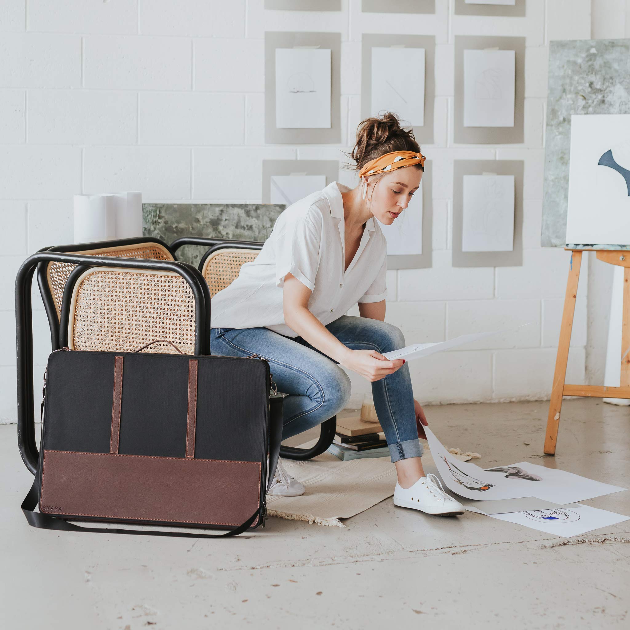 ANYA Luxury Art Portfolio Case 17 x 24” A2 Artist Carrying Bag | Premium Business Artwork Storage Folder | Professional Art Organizer | Drawings Sketches Foam Board Carry Waterproof Briefcase SKAPA