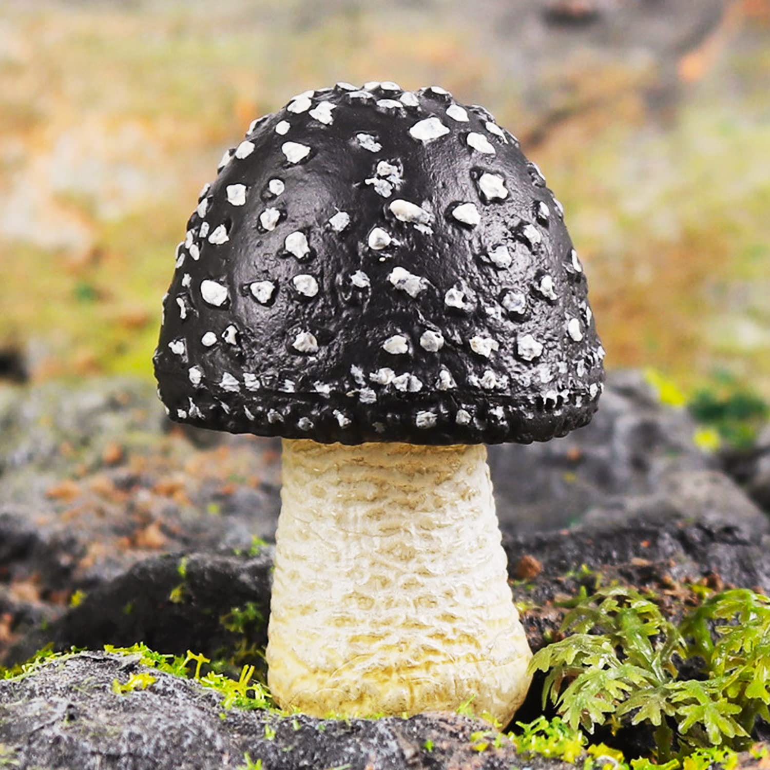 Hiawbon 6 Pcs Miniature Mushroom Figurine Plastic Mushroom Model Realistic Artificial Mushroom Fairy Garden Landscape Decoration Supplies