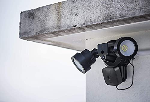 Wasserstein 3-in-1 Wired Floodlight, Charger and Mount Compatible with Blink Outdoor & Blink XT2/XT Camera - 2000 Lumens Powerful Floodlight (Black) (Blink Camera NOT Included)