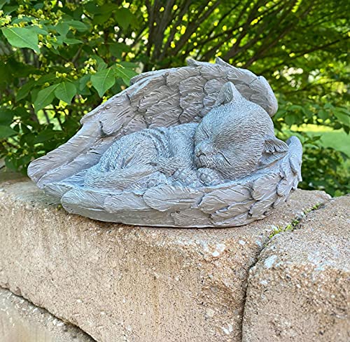 AuldHome Angel Cat Memorial Statue, Garden Resin Sleeping Cat Ornament