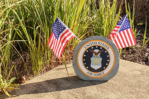 Red Carpet Studios 35182 Military Garden Stone, Multicolor