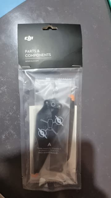 Original Mavic 3 Low-Noise Propellers for DJI Mavic 3/Mavic 3 Classic(Original Genuine Product for Replacing The Damaged Propellers of Your Drone)(2 Sets)