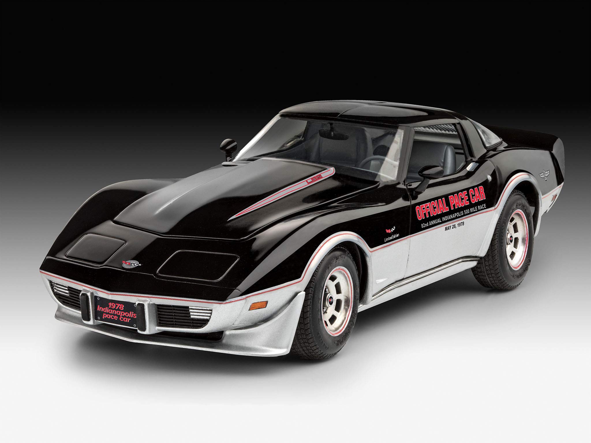 Revell RV07646 '78 Corvette Indy Pace Car 1:24 Plastic Model kit