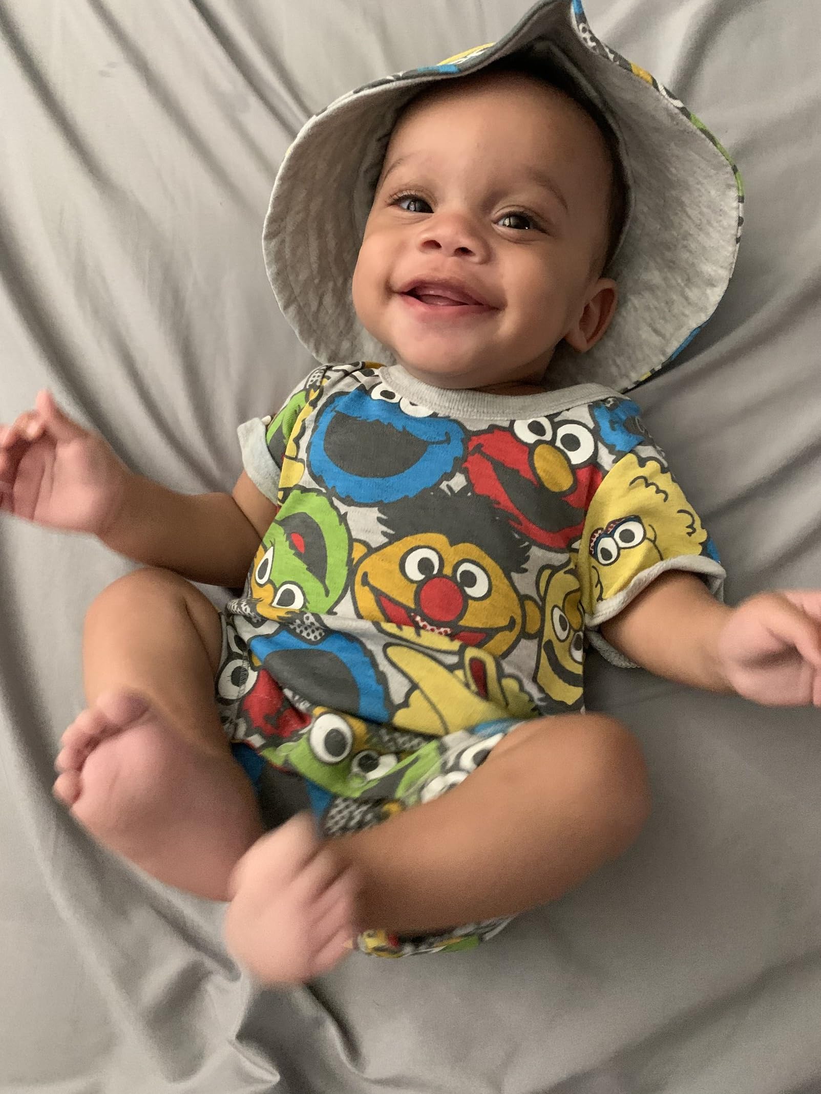 Sesame Street Elmo Baby Boys Romper & Sunhat Set Red 24 Months