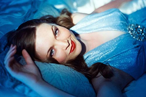 CineStill 800Tungsten High Speed Color Film, 120mm Format (ISO 800)
