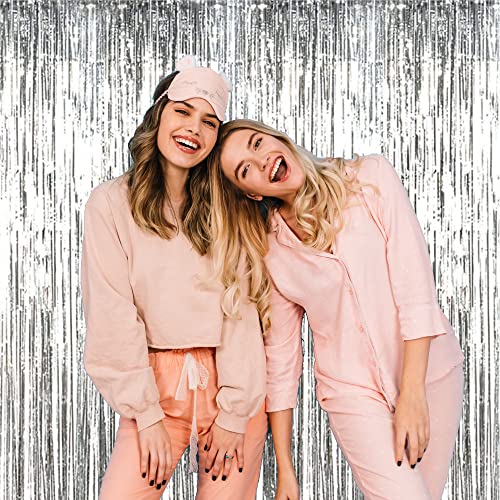 GOER 3.2 ft x 9.8 ft Metallic Tinsel Foil Fringe Curtains Party Photo Backdrop Party Streamers for Birthday,Graduation,New Year Eve Decorations Wedding Decor (4 Packs,Silver)