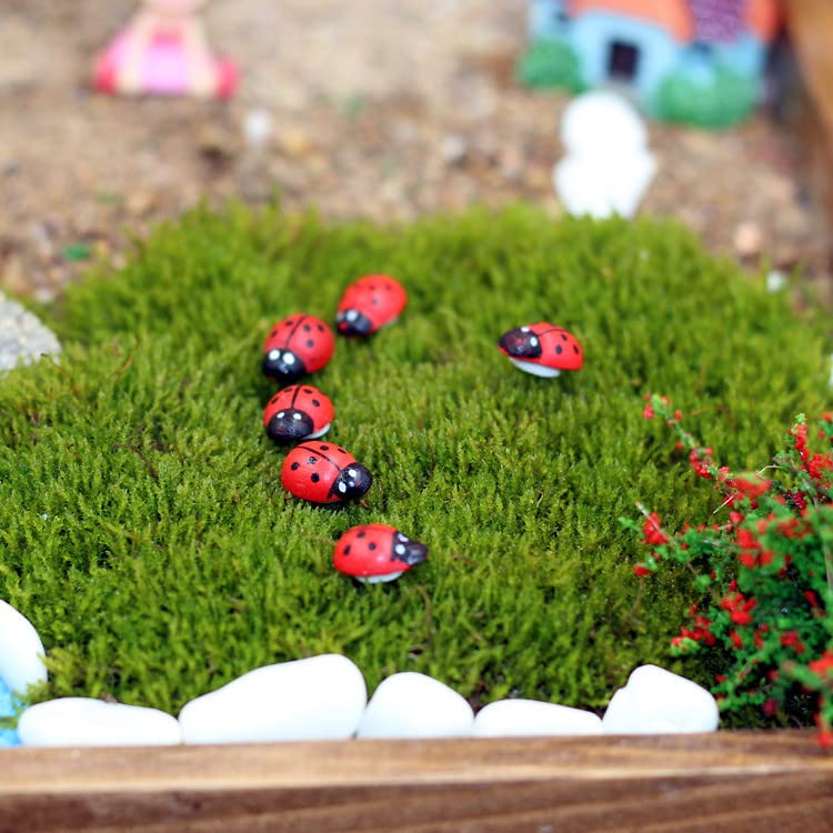 200 Pcs Mini Wooden Ladybugs Stickers with 3 Sizes for Fairy Garden Home Decor