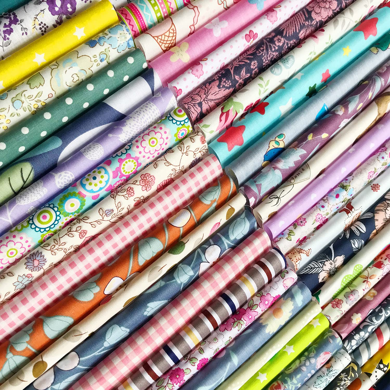 Cotton Quilting Fabric Misscrafts 50pcs 8" x 8" (20cm x 20cm) Craft Supplies Top Fat Quarter Bundles Floral Precut Fabric Square for DIY Craft Patchwork
