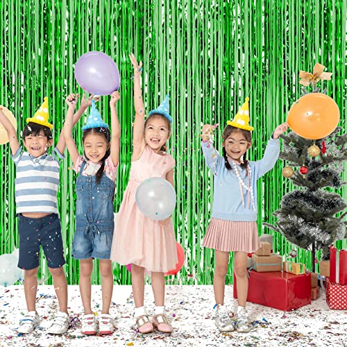 CHRORINE 2pcs 3ft x 8.3ft Green Tinsel Foil Fringe Curtains Streamers Backdrop for Green Birthday Jungle Safari Tropical Party Christmas Decorations