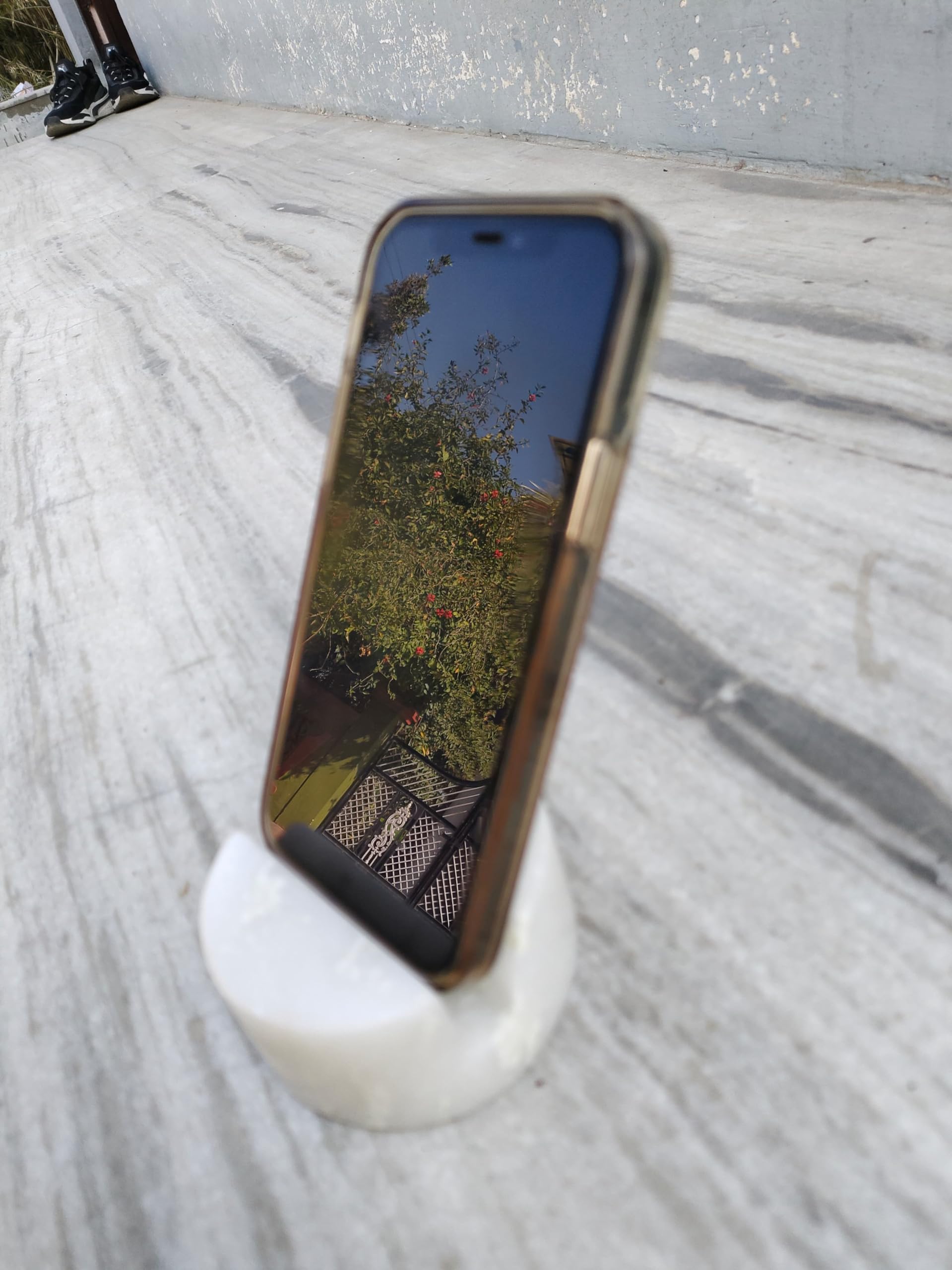 Premium Marble Cell Phone Holder - Luxurious Mobile Phone Stand for Cellphones and Tablets - Heavy Solid Stone Desk Stand iphone and smartphone mobile stand (White)